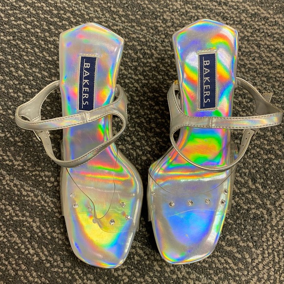 Bakers | Shoes | Y2k Bakers Lucite Heel Holographic Clear Shoes Size 7b ...